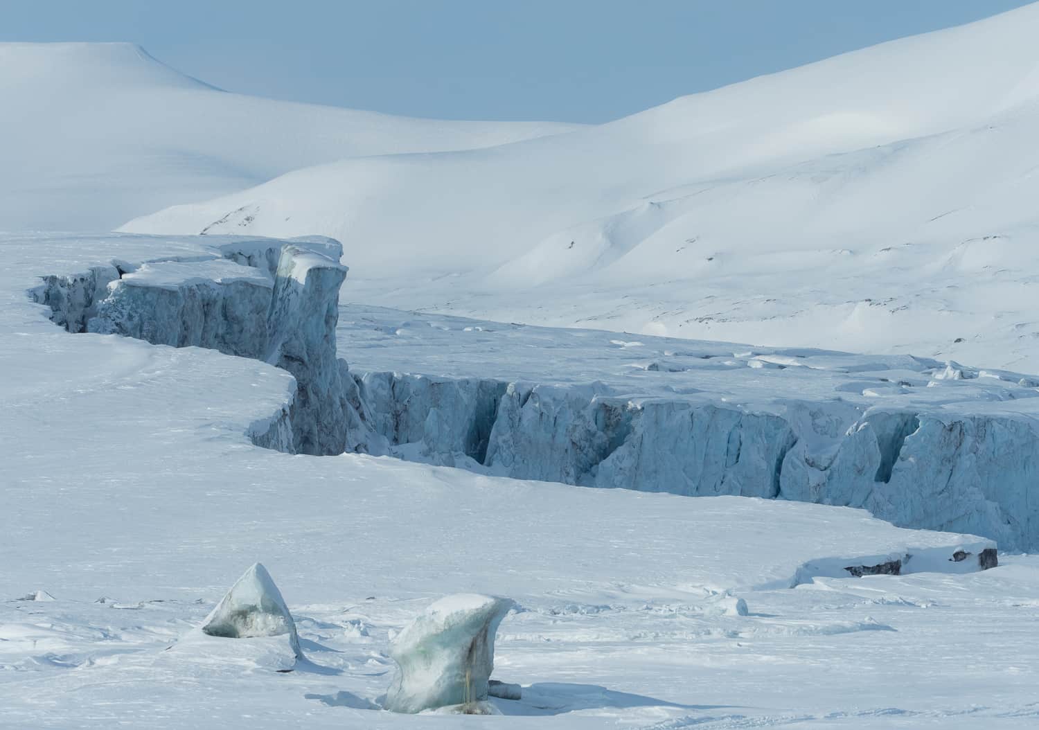 Night Stargazing In An Igloo On The North Pole Captured In The Pictures ...