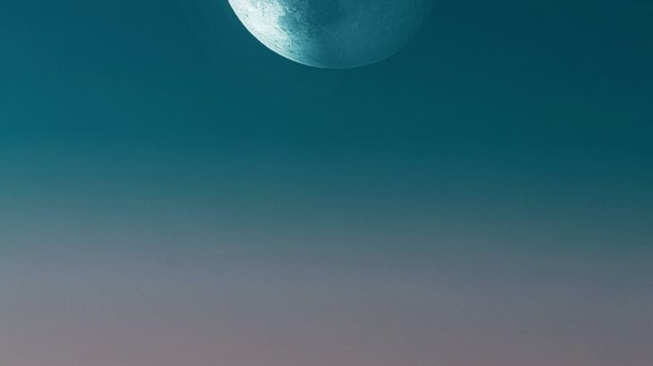 One Extremely Detailed Photo Of The Moon From 50,000 Individual Images ...