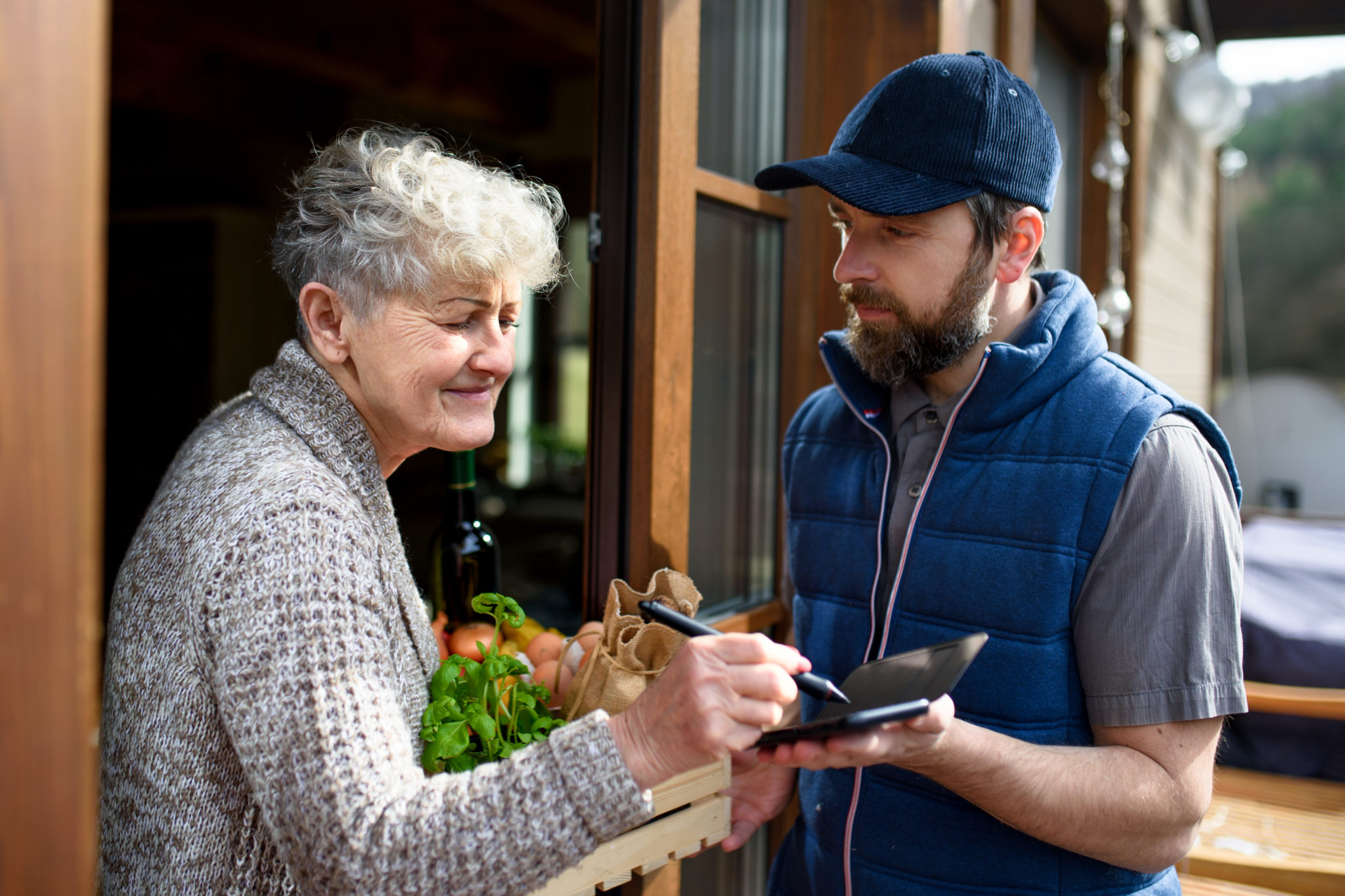 5 Steps To Creating A Safe, Comfortable Home For Seniors | FREEYORK 5 Steps To Creating A Safe, Comfortable Home For Seniors | FREEYORK