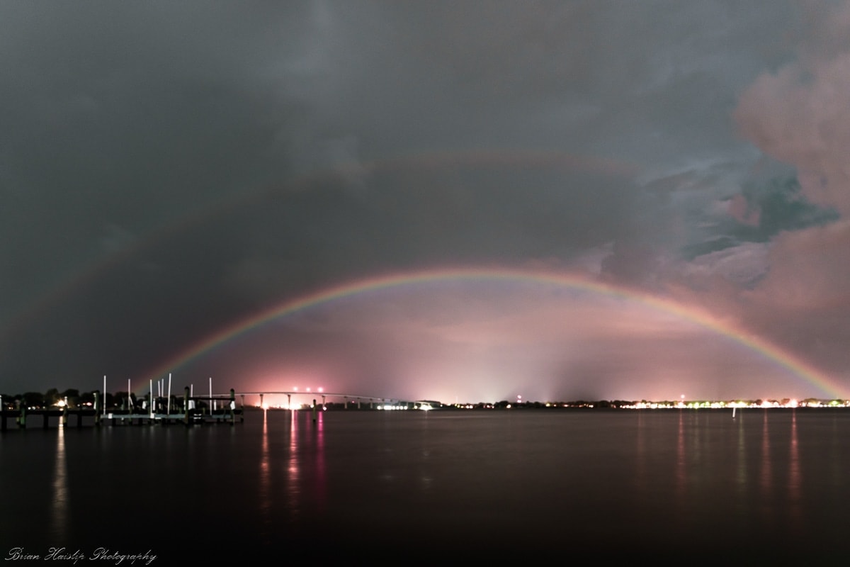 Double Moonbow & Rainbow: Brian Haislip Took Images Of Rare Phenomenon ...
