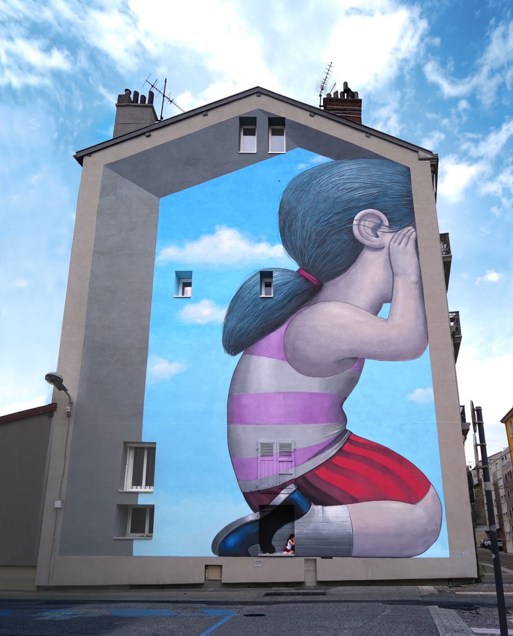 Carrying The Weight Of War: Seth Globepainter’s Murals Reflect The ...