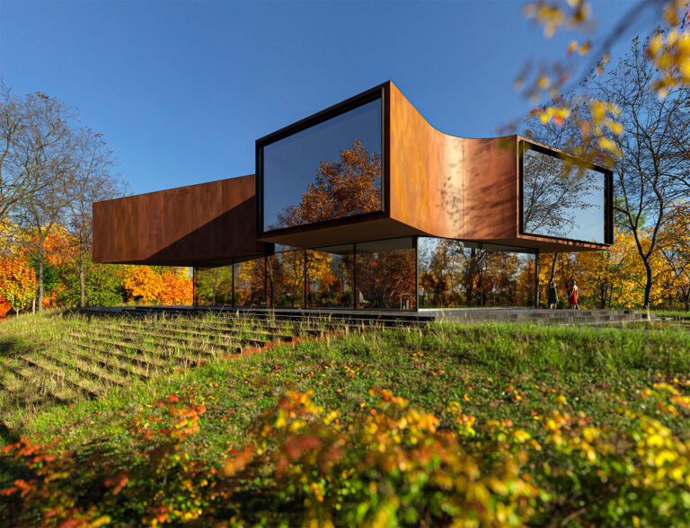 The Pioneering Architecture Of Alexander Zhidkov: A Blend Of Tradition ...