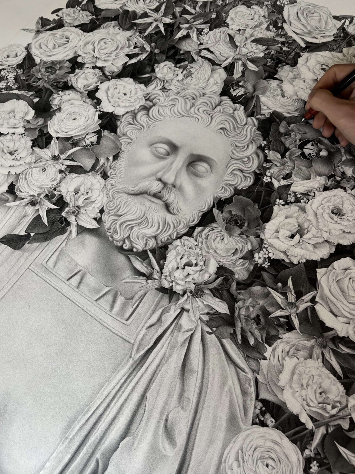 Xavier Casalta: The Artist Who Draws History With Millions Of Dots ...
